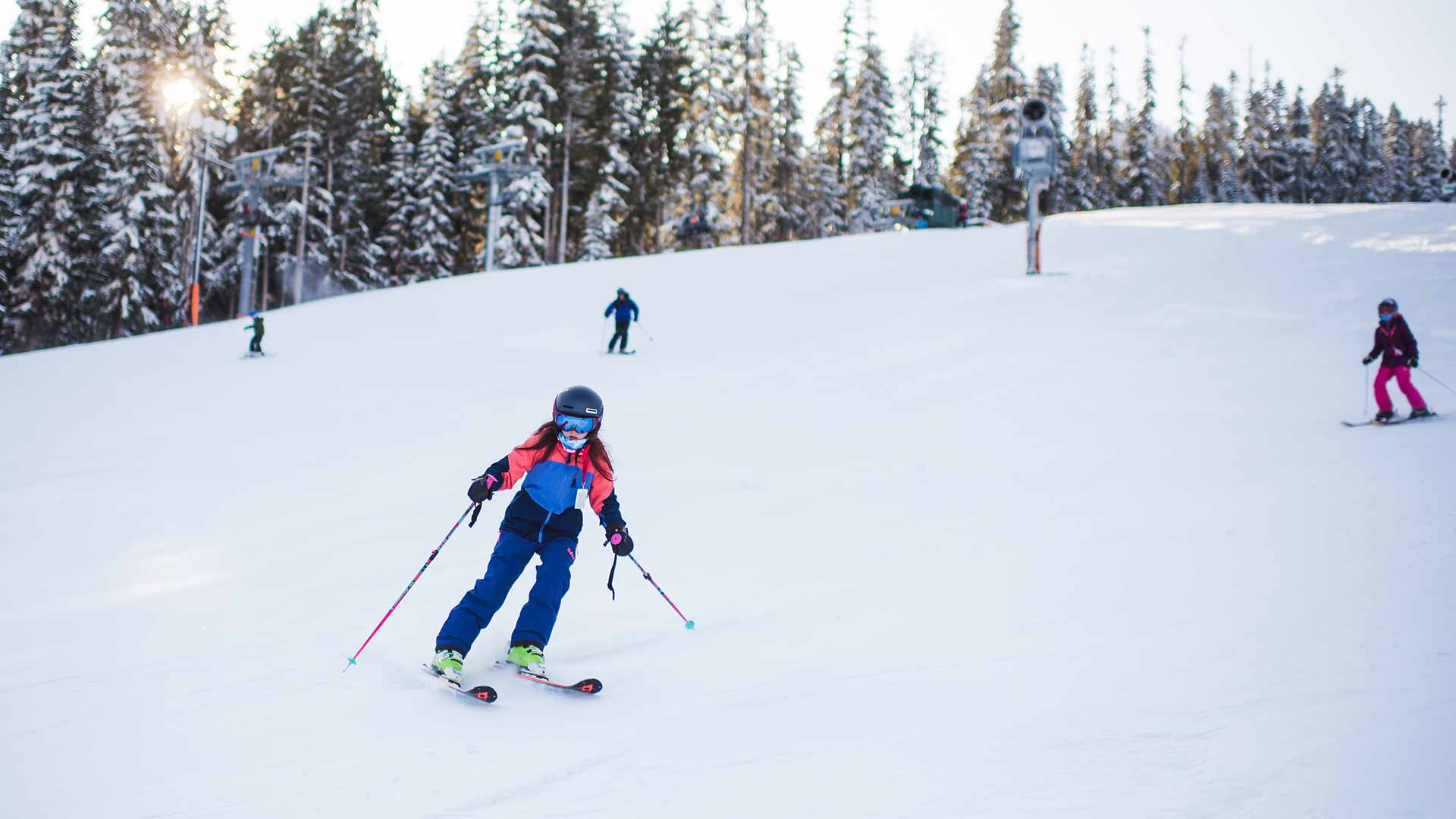 Kids Group Ski & Snowboard Lessons | Crystal Mountain